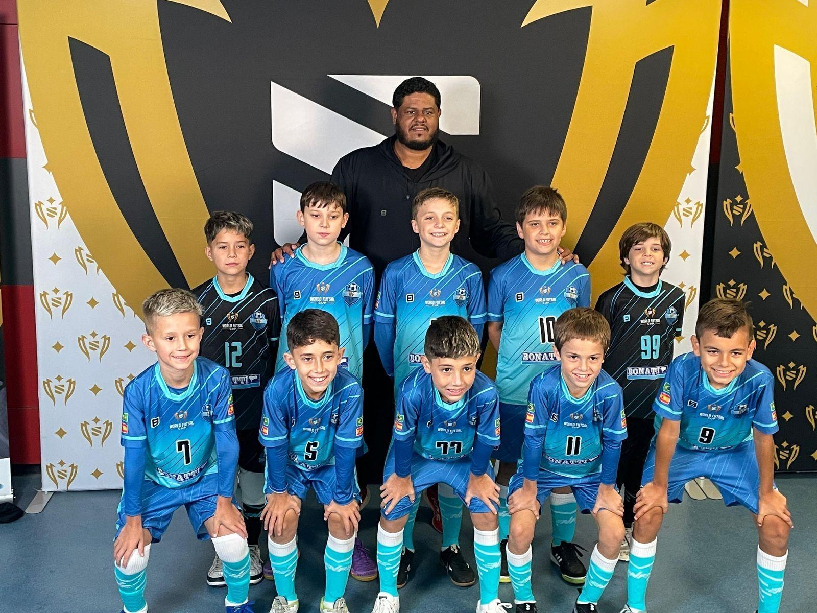 Atleta de Ituporanga conquista título mundial de futsal Sub-9 na ...